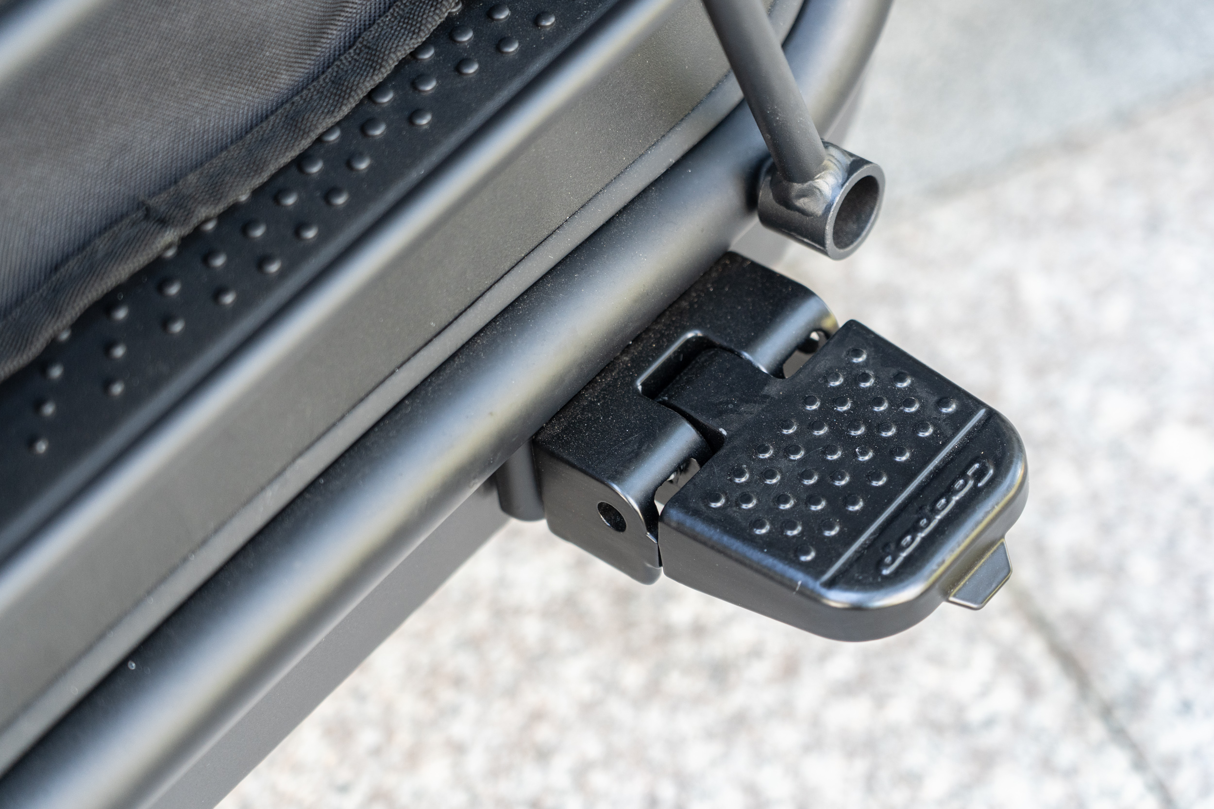 酷炫個性外型到位！但 Aeontek Coopop 01 會是通勤代步的好選擇嗎？ - 2GameSome - 有車賞